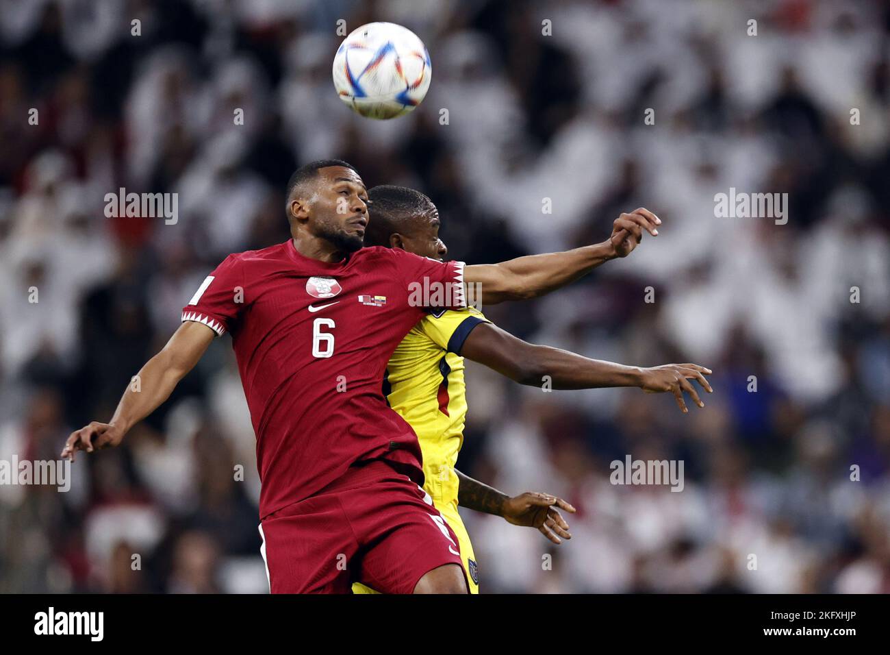 AL KHOR - (l-r) Abdulaziz Hatem of Qatar, Jhegson Mendez of Ecuador during the FIFA World Cup ...