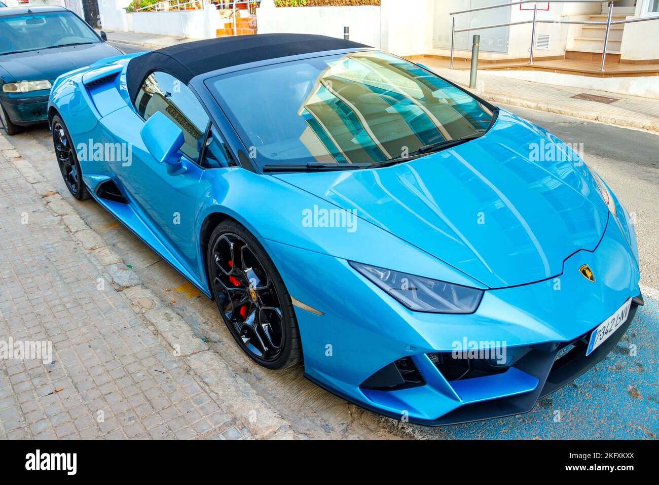 Lamborghini Huracan Blue