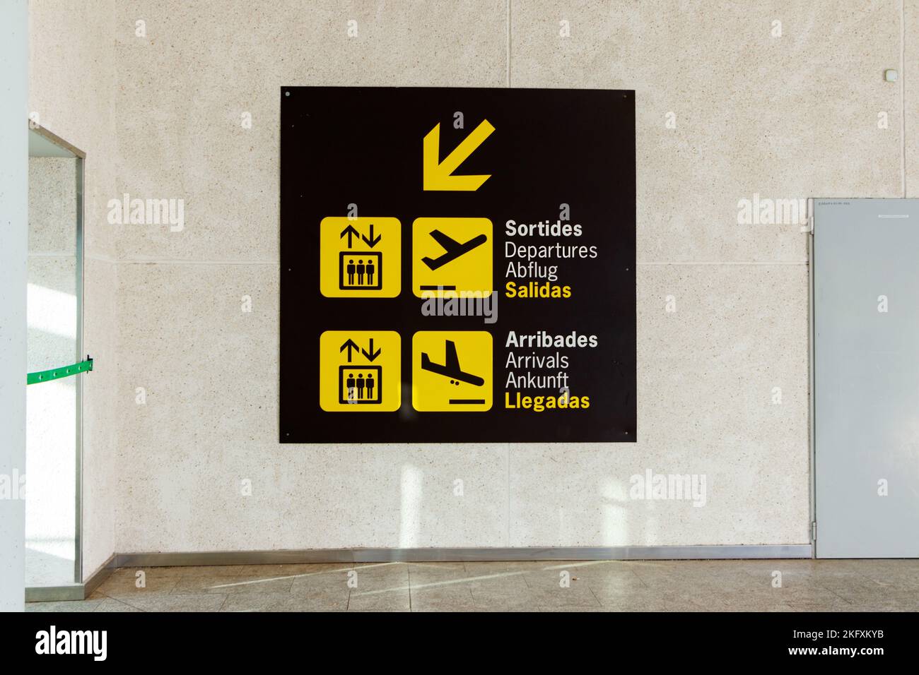 multilingual direction signs for arrivals and departures in the ...