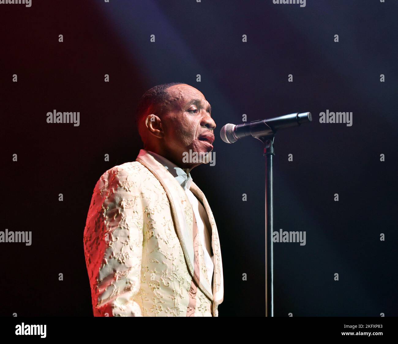 November 19, 2022, Norfolk, Virginia, USA: FREDDIE JACKSON brings some ...