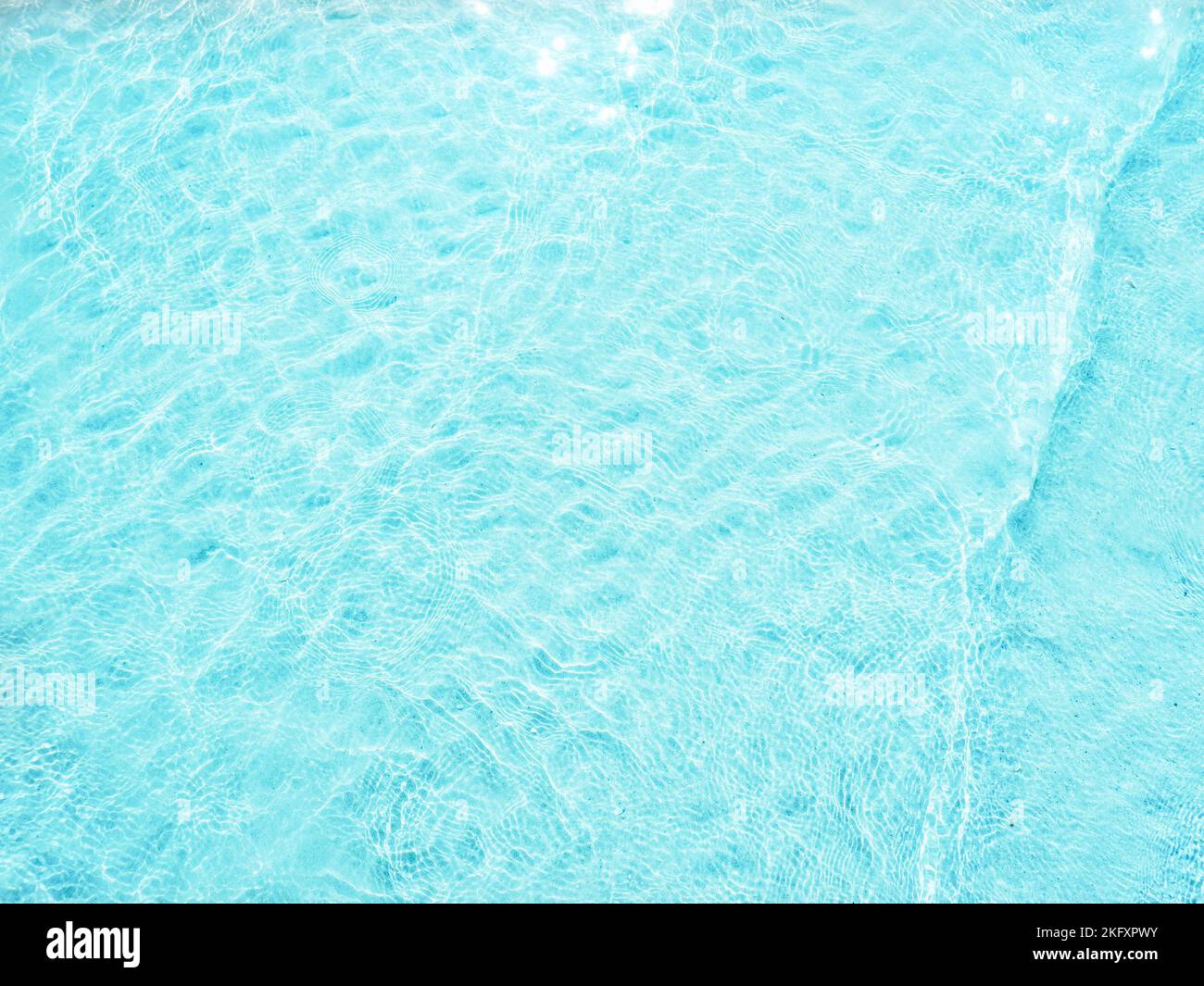 Calm wave hi-res stock photography and images - Alamy