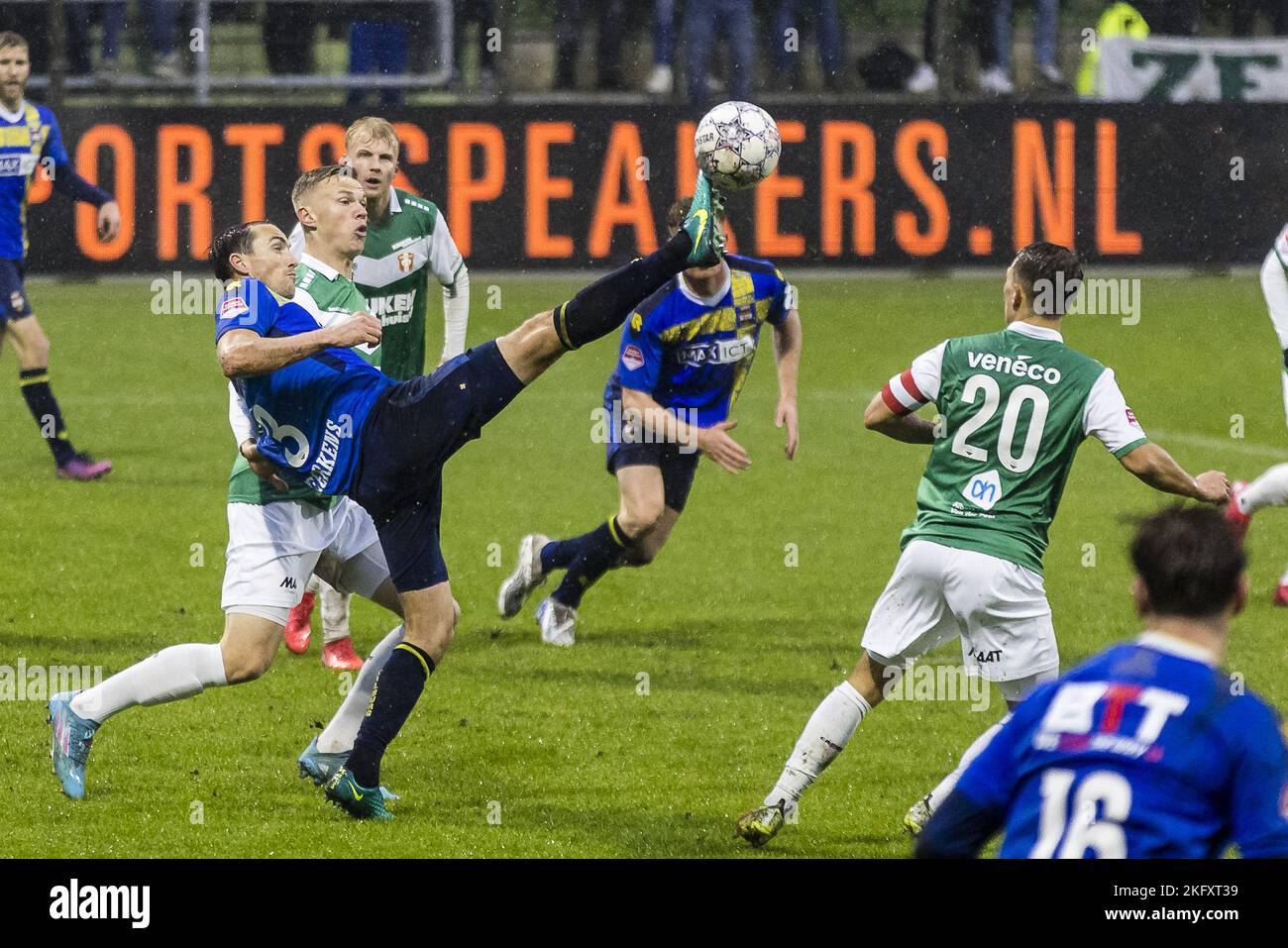 DORDRECHT - 20-11-2022, Matchoholic Stadion. Dutch football, Keuken ...