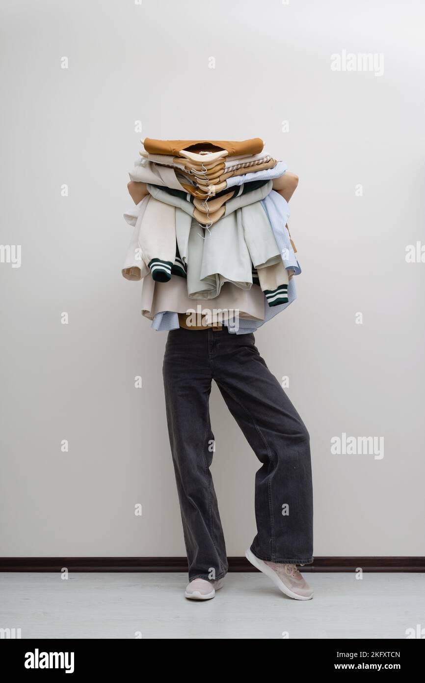 Faceless portrait hi-res stock photography and images - Alamy