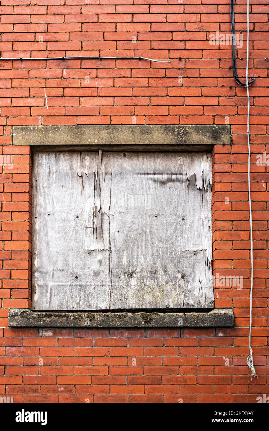 Commercial building exterior hi-res stock photography and images - Alamy