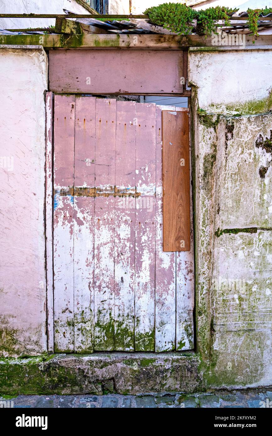 Back gate hi-res stock photography and images - Alamy