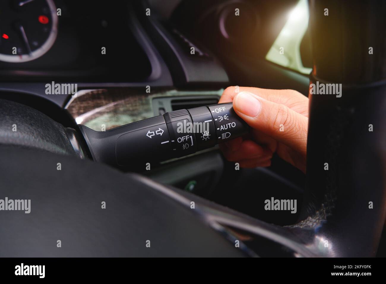Driver turns on turn signal hi-res stock photography and images - Alamy