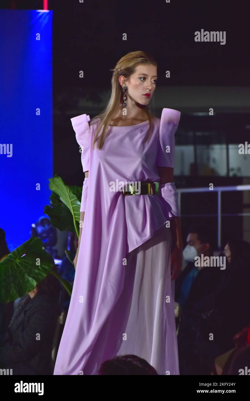 Jvmodel hi-res stock photography and images - Alamy