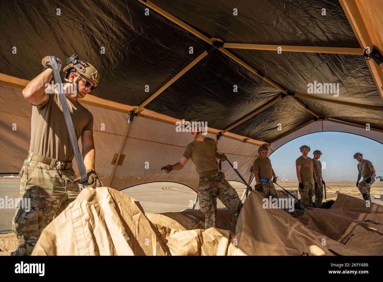 Squadron operations tent hi-res stock photography and images - Alamy