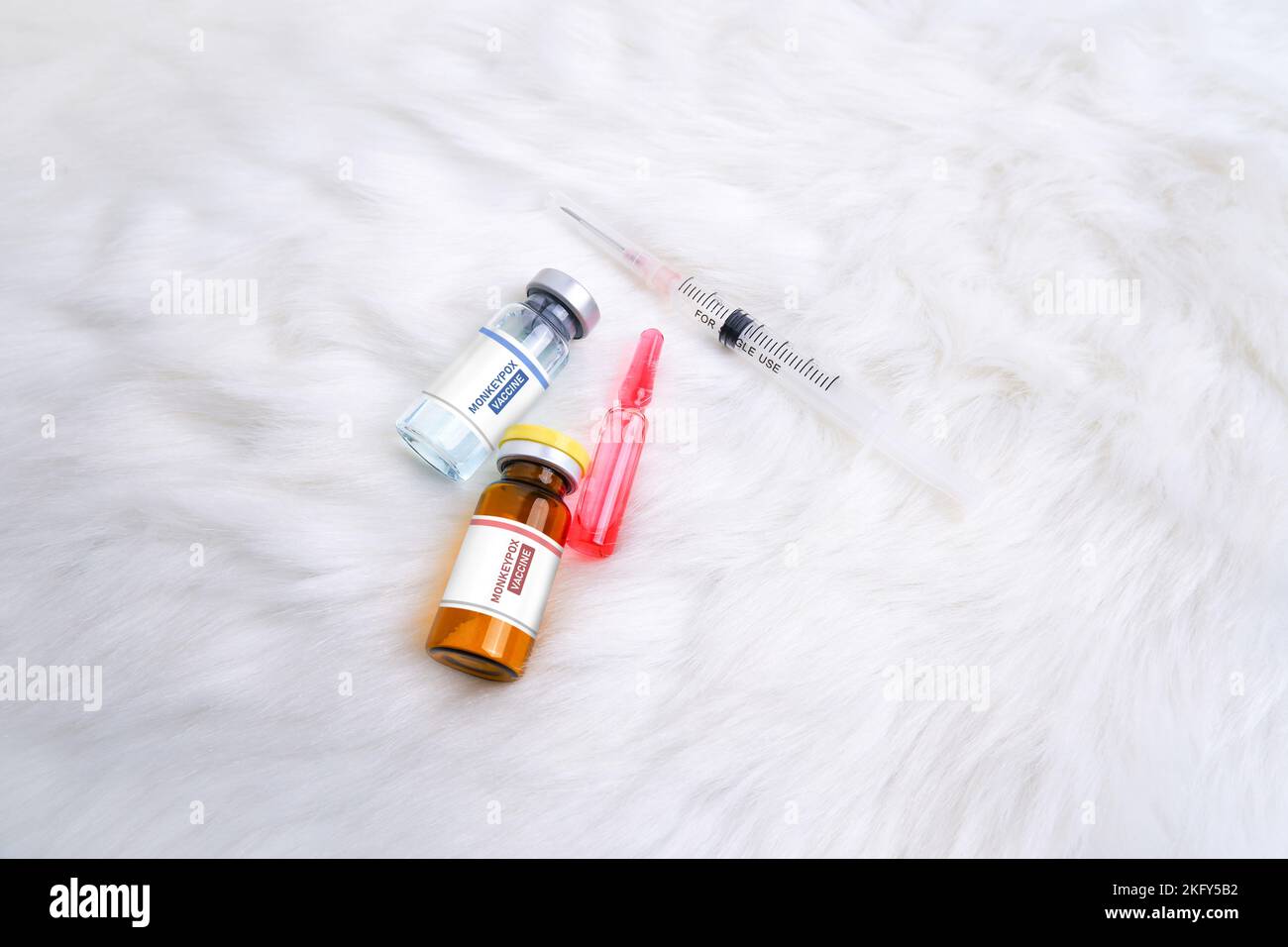 Smallpox vaccine ampule hi-res stock photography and images - Alamy