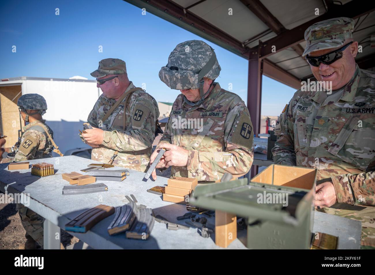 U.S. Army Reserve soldiers from the 807th Medical Command (Deployment ...