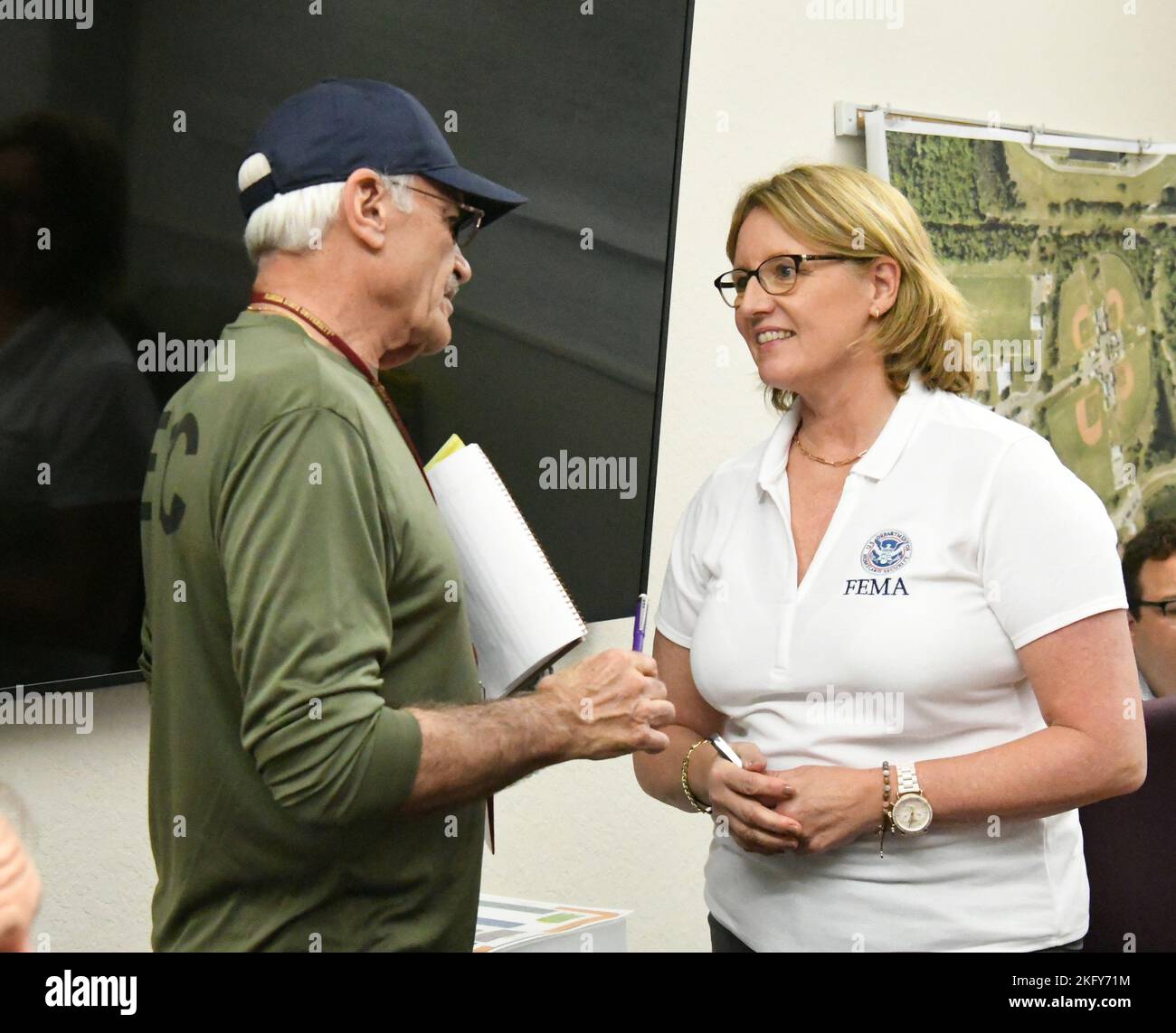 Emergency operations center hi-res stock photography and images - Alamy