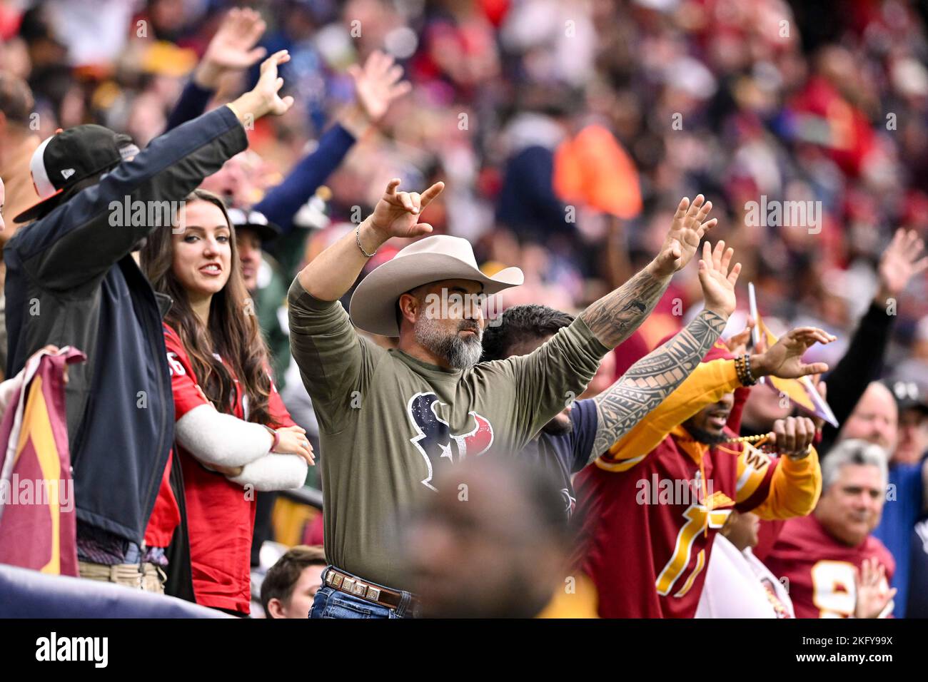 Washington commanders fans hi-res stock photography and images - Alamy
