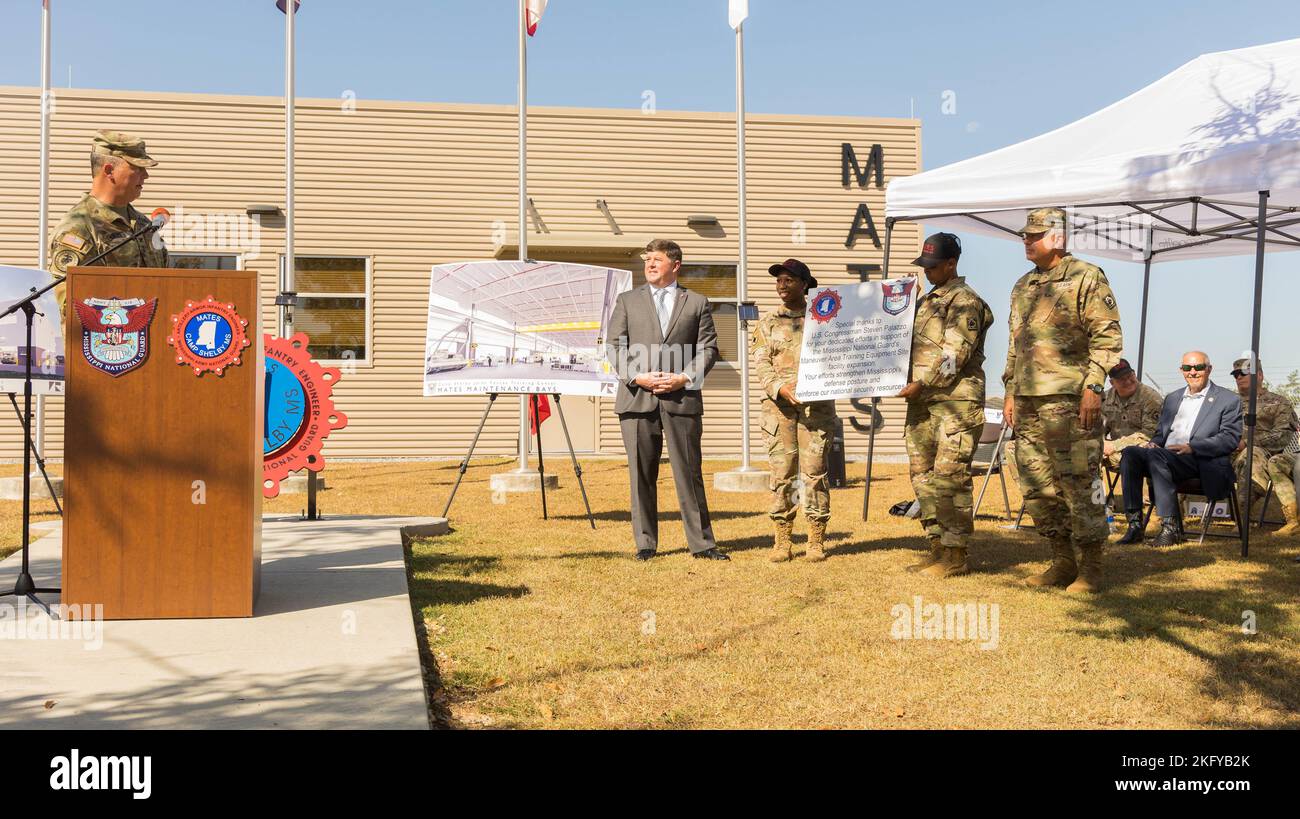 Col. Chris Thomas, commander of the 154th Regiment Regional Training ...