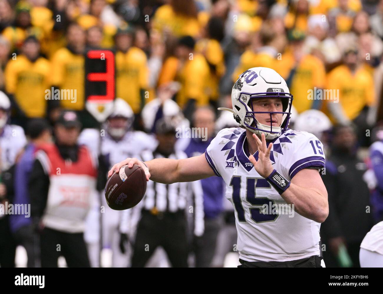 Waco, Texas, USA. 19th Nov, 2022. TCU Horned Frogs quarterback Max ...