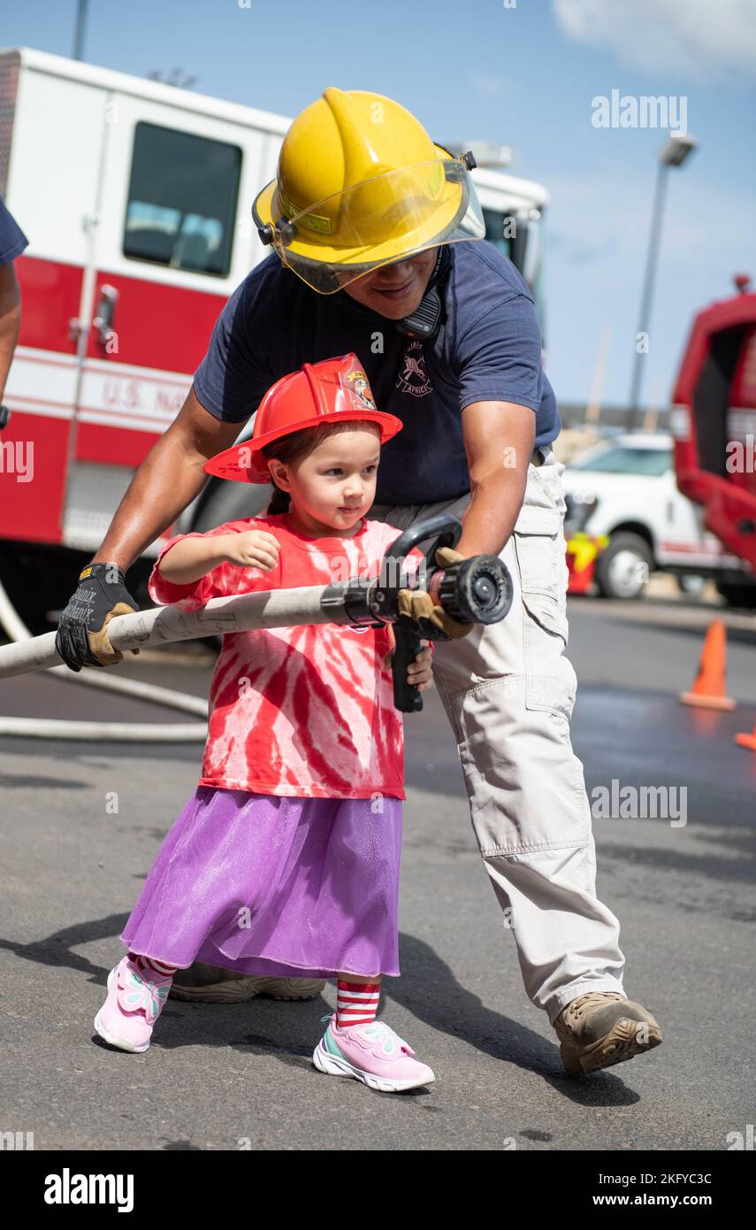 CAMP LEMONNIER, Djibouti, – Children from U.S. Embassy Djibouti become ...