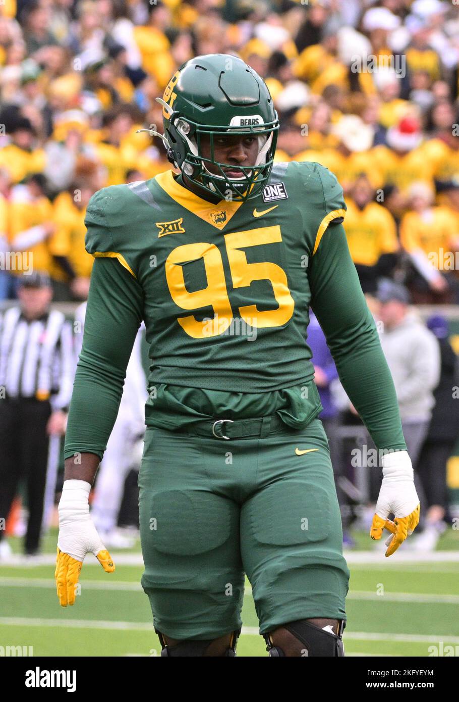 Waco, Texas, USA. 19th Nov, 2022. Baylor Bears defensive lineman Gabe ...