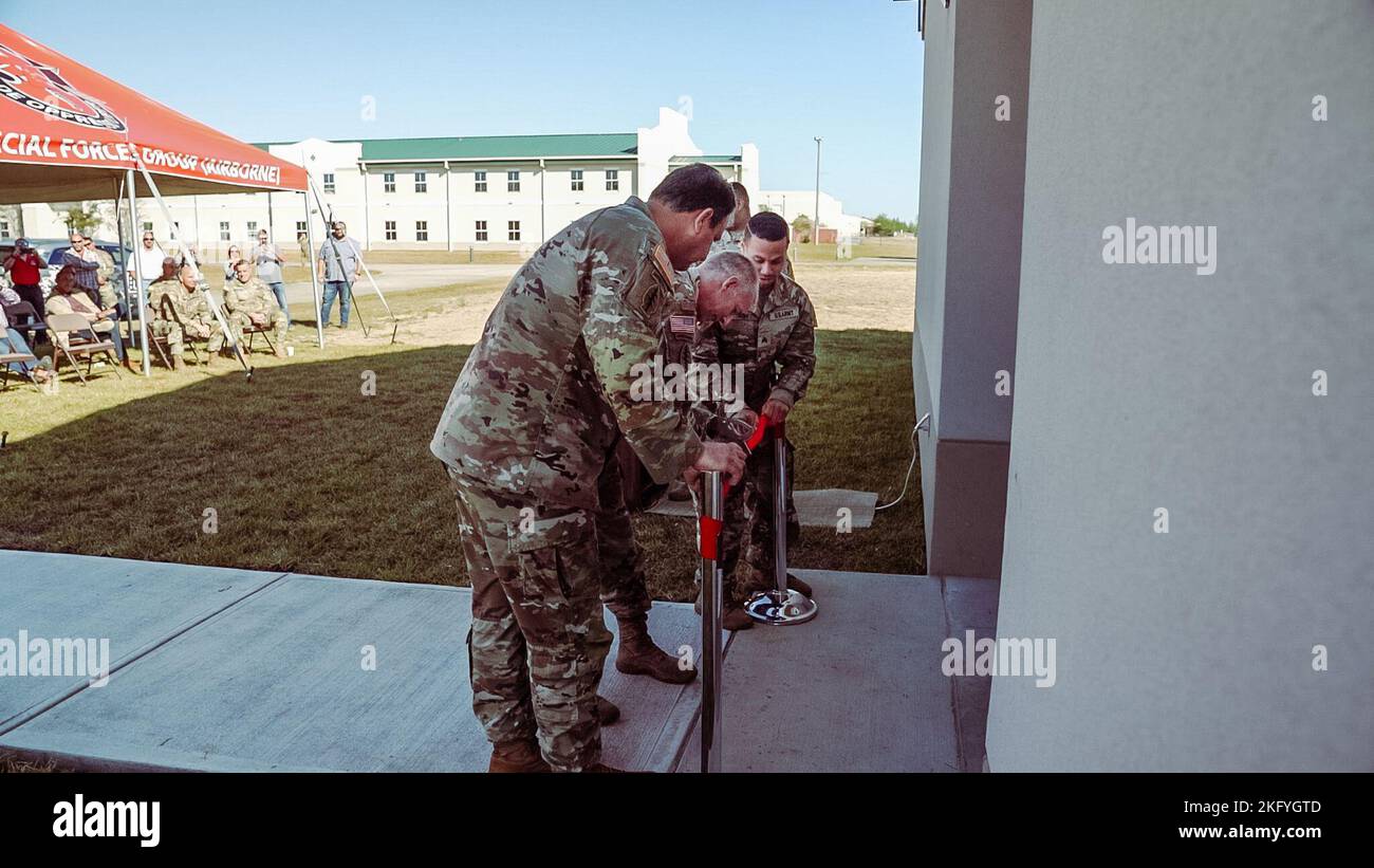 7th Special Forces Group (Airborne) Deputy Commander Kenneth Dwyer, Sgt ...