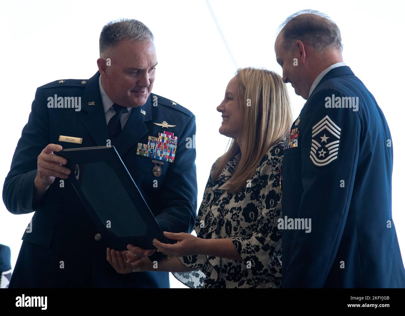 Brig. Gen. Gent Welsh, Commander, Washington Air National Guard (left ...