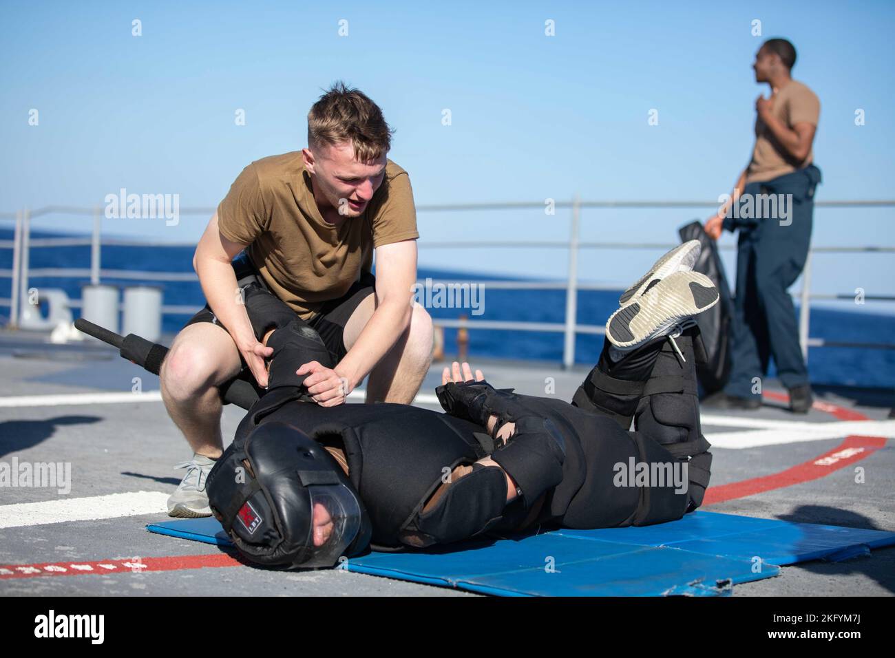 221015-N-LK647-1663 ATLANTIC OCEAN—Operations Specialist Seaman ...