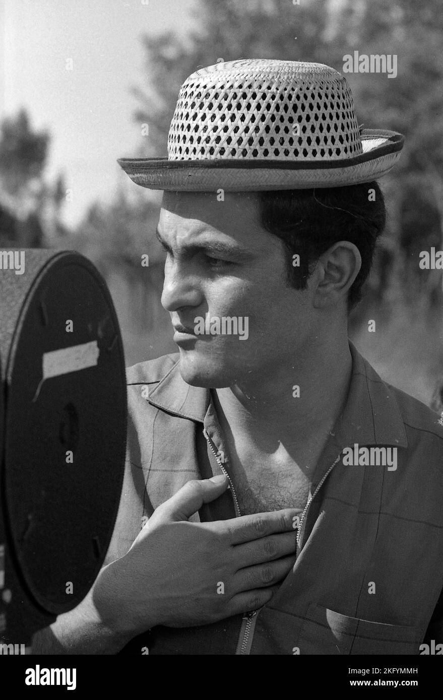 Leonardo Favio, Argentine filmmaker and singer, during the filming of ...