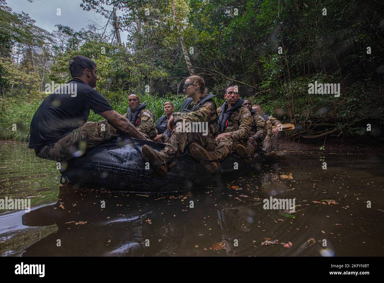 U.S. Army Soldiers participating in Jungle School perform waterborne ...
