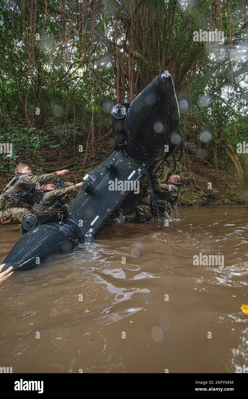 U.S. Army Soldiers participating in Jungle School perform waterborne ...