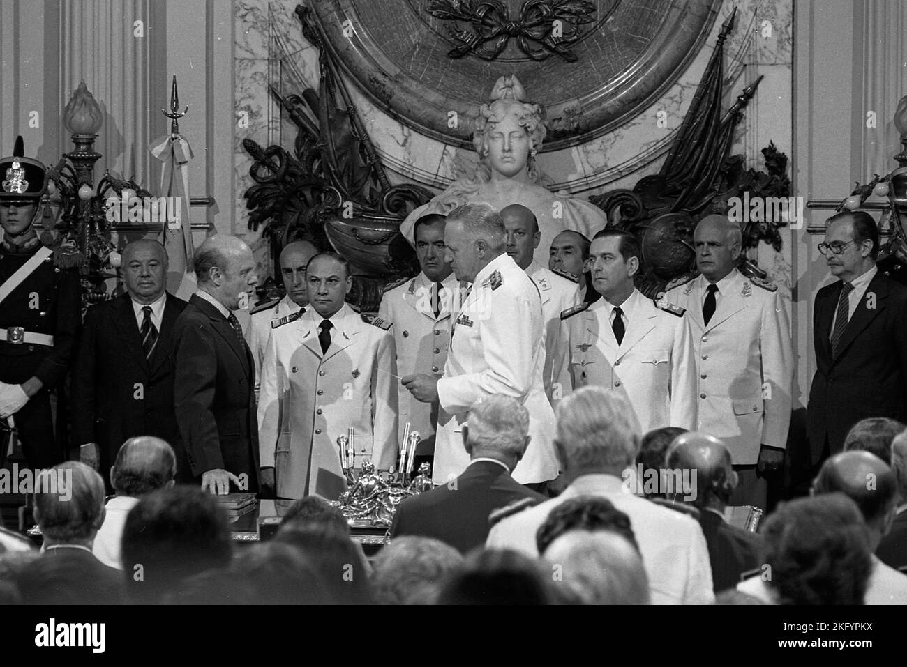 Proceso de reorganizacion nacional hi-res stock photography and images ...