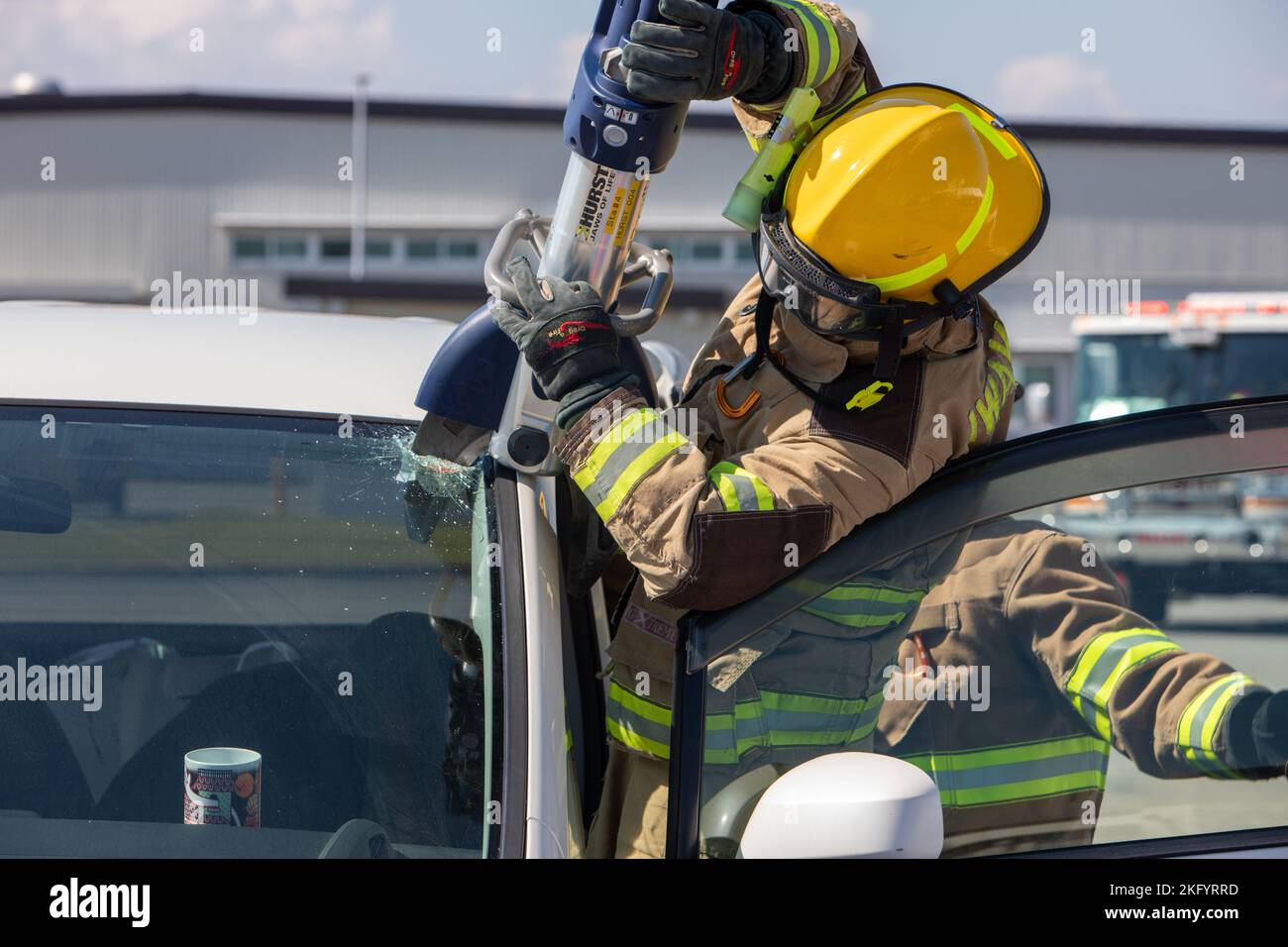 Firefighters with Marine Corps Air Station Iwakuni Fire and Emergency ...