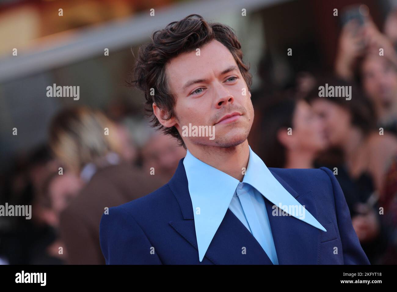 Harry Styles red carpet "Don't Worry Darling" Venice film festival 2022 ...