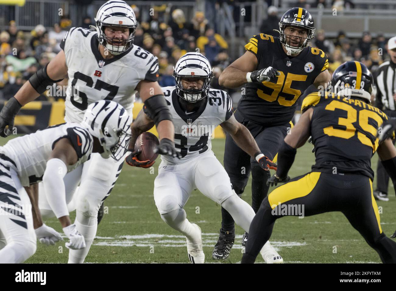 Pittsburgh, United States. 20th Nov, 2022. Cincinnati Bengals running ...