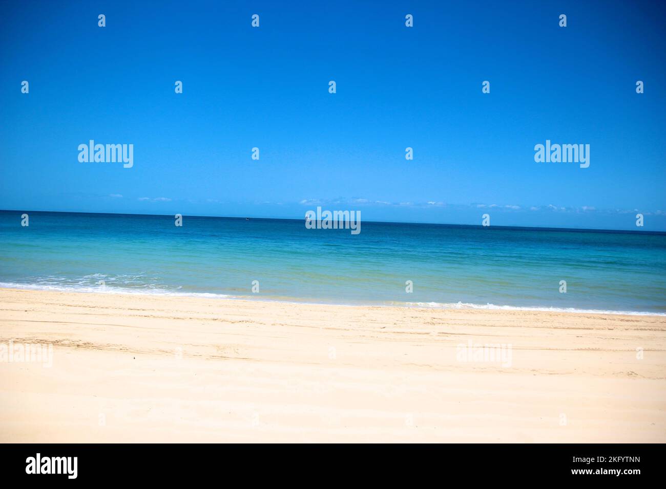 The beautiful clear daytime at the beach Stock Photo - Alamy