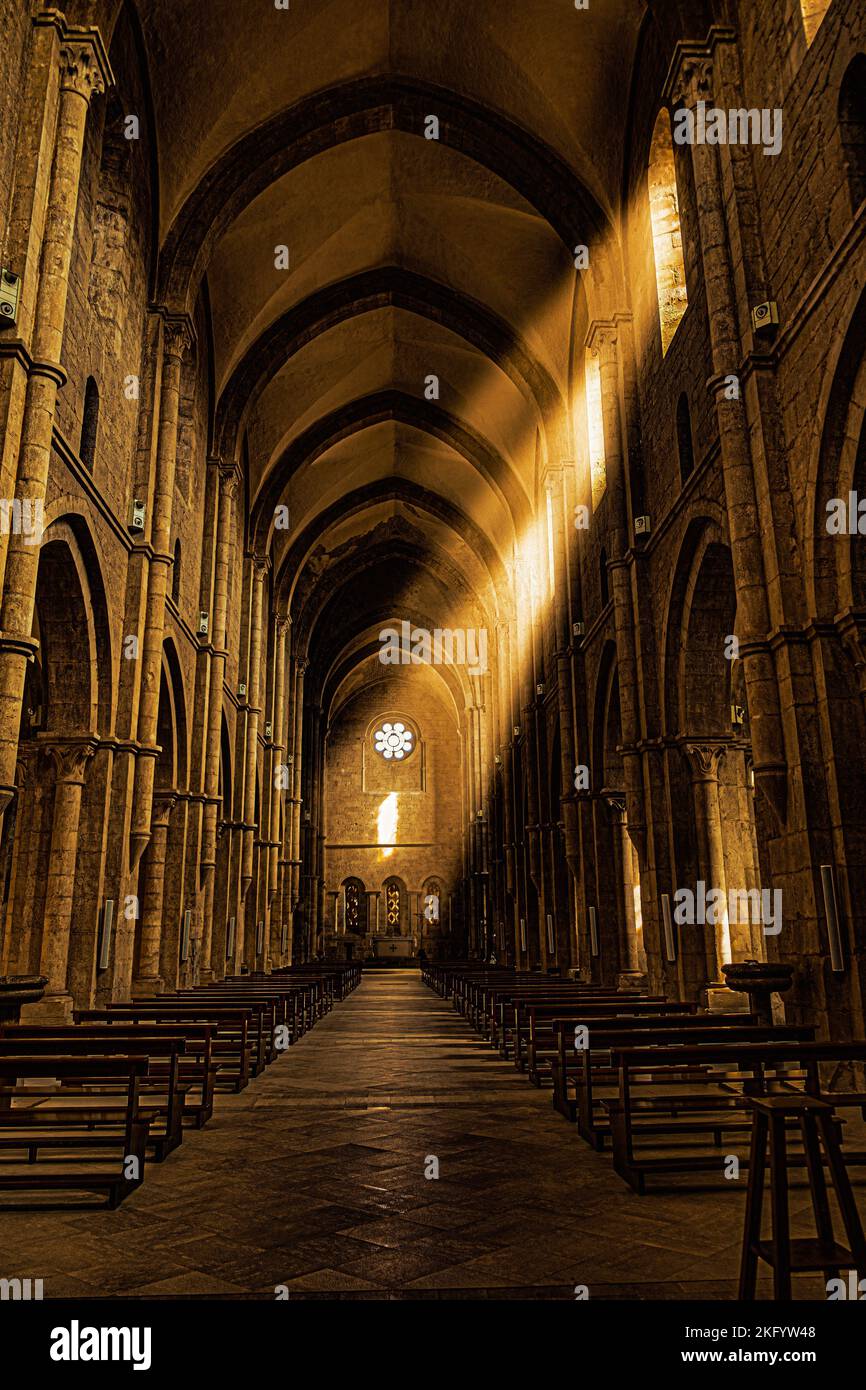 Abbey fossanova in italy hi-res stock photography and images - Alamy