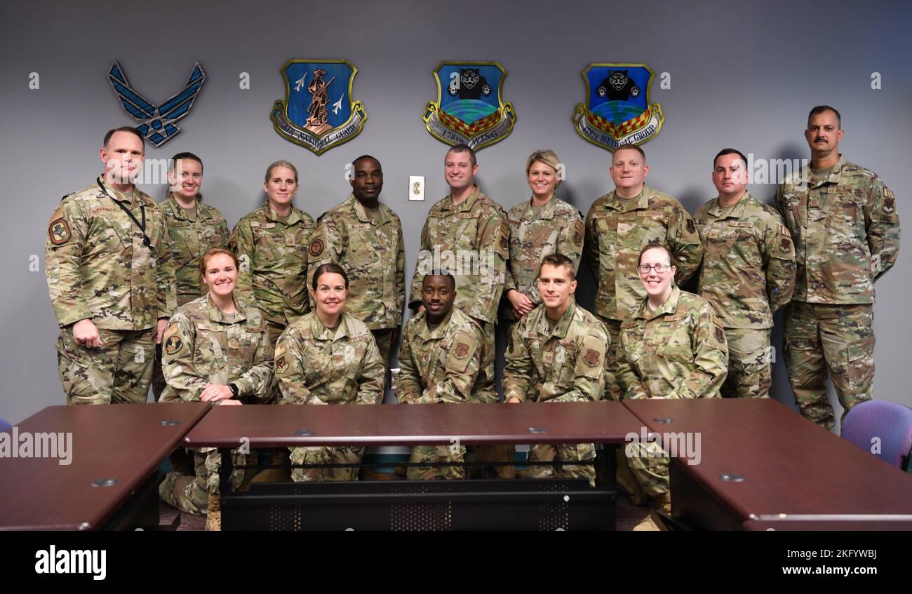 U.S. Air Force Chief Master Sgt. Maurice Williams, command chief, back ...