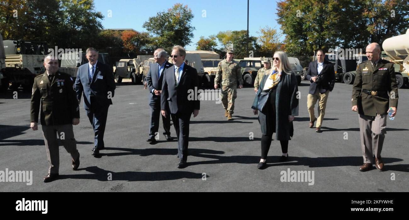 The U.S. Army Reserve’s 99th Readiness Division hosted a ribbon-cutting ...