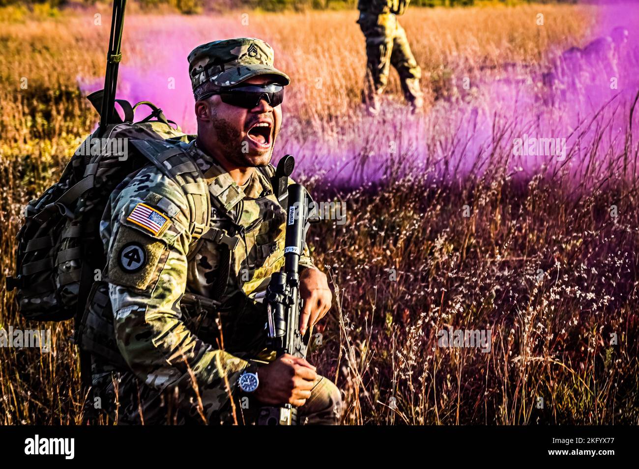 U.S. Army Soldiers assigned to the 113th Infantry Regiment conduct a ...