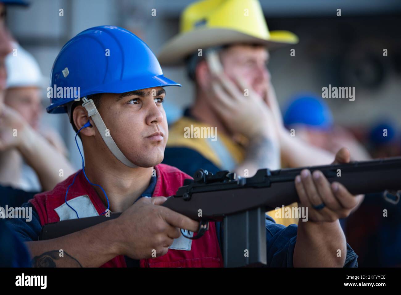 221016-N-LK647-1098 ATLANTIC OCEAN—Gunner’s Mate 3rd Class Marc Gaeta ...