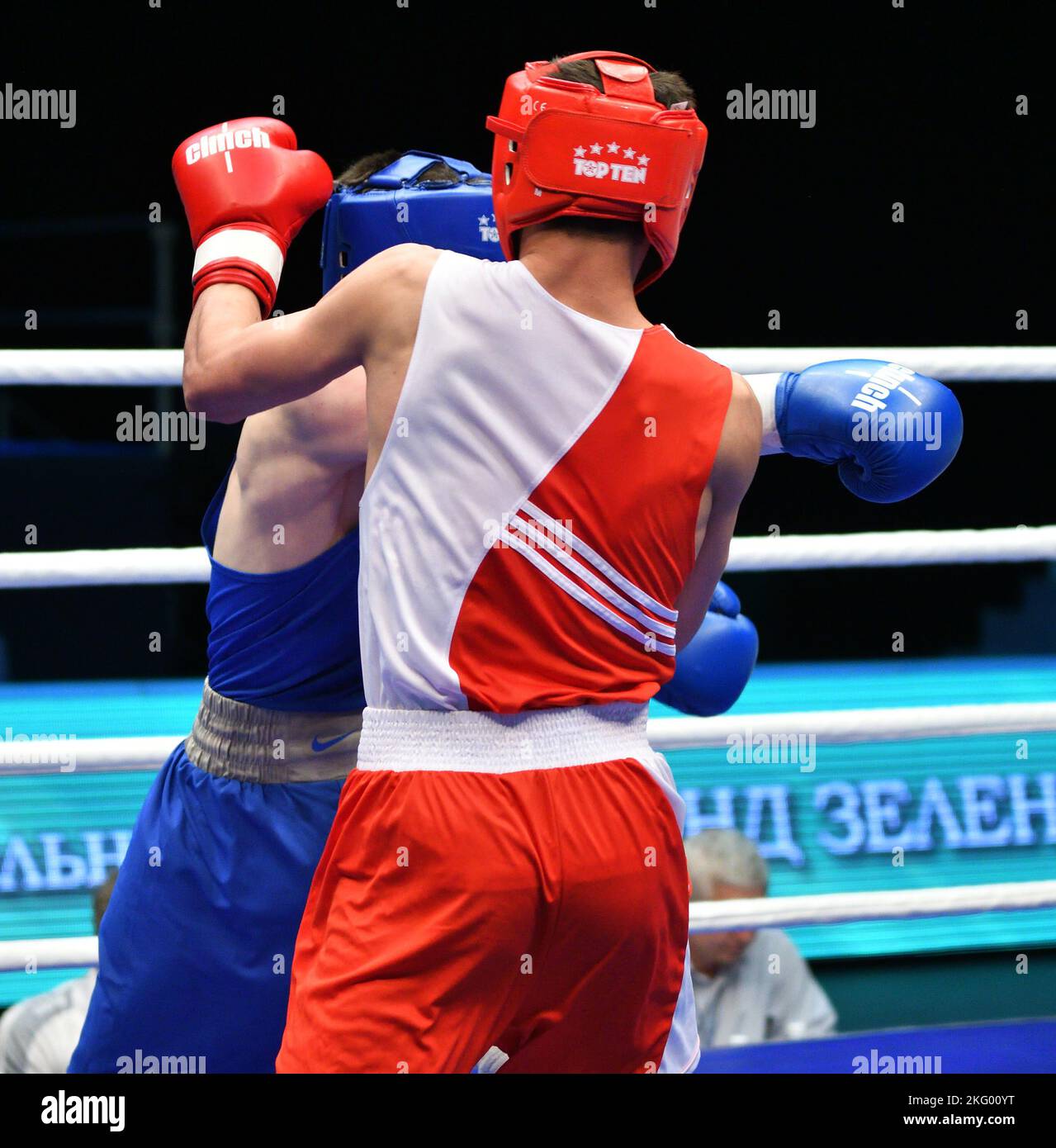Two boys boxing in ring hi-res stock photography and images - Alamy
