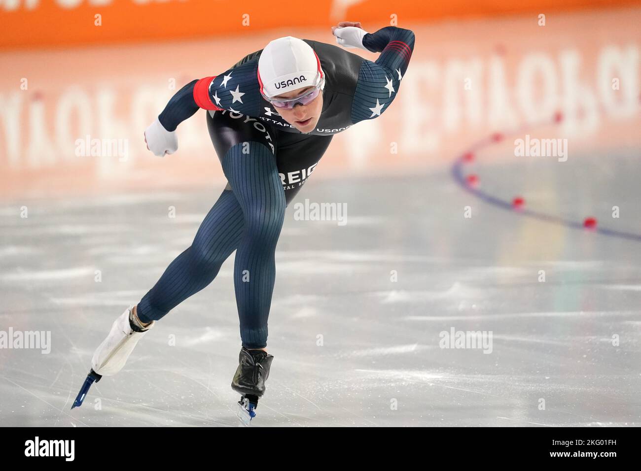Kimi Goetz (USA)) on the 1500m women during ISU World Cup Speedskating ...