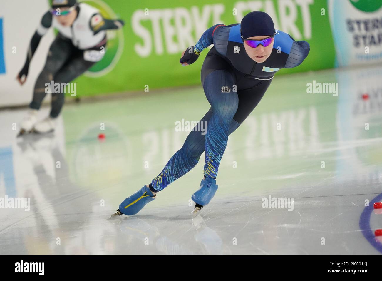 Magdalena Czyszczon (POL) on the 3000m women during ISU World Cup ...