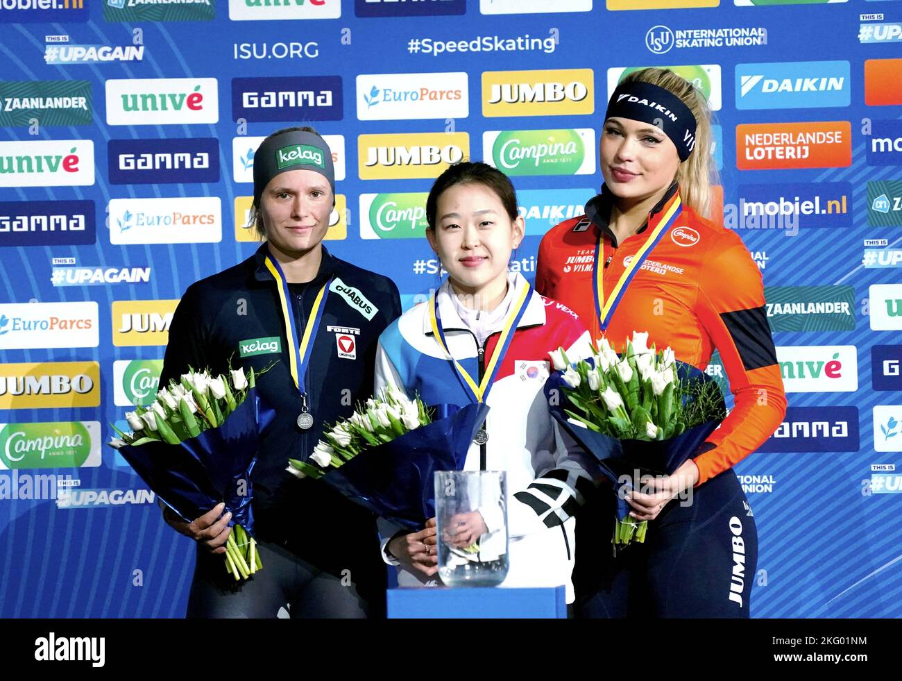 Ceremony 500m women L-R Vanessa Herzog (AUT), Min-Sum Kim (KOR) and ...