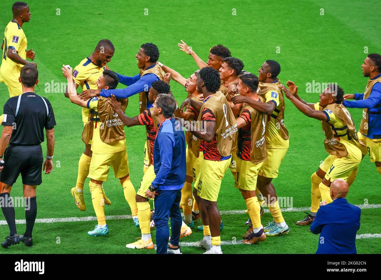 Fussball wm in dem golf staat al khor doha hi-res stock photography and ...