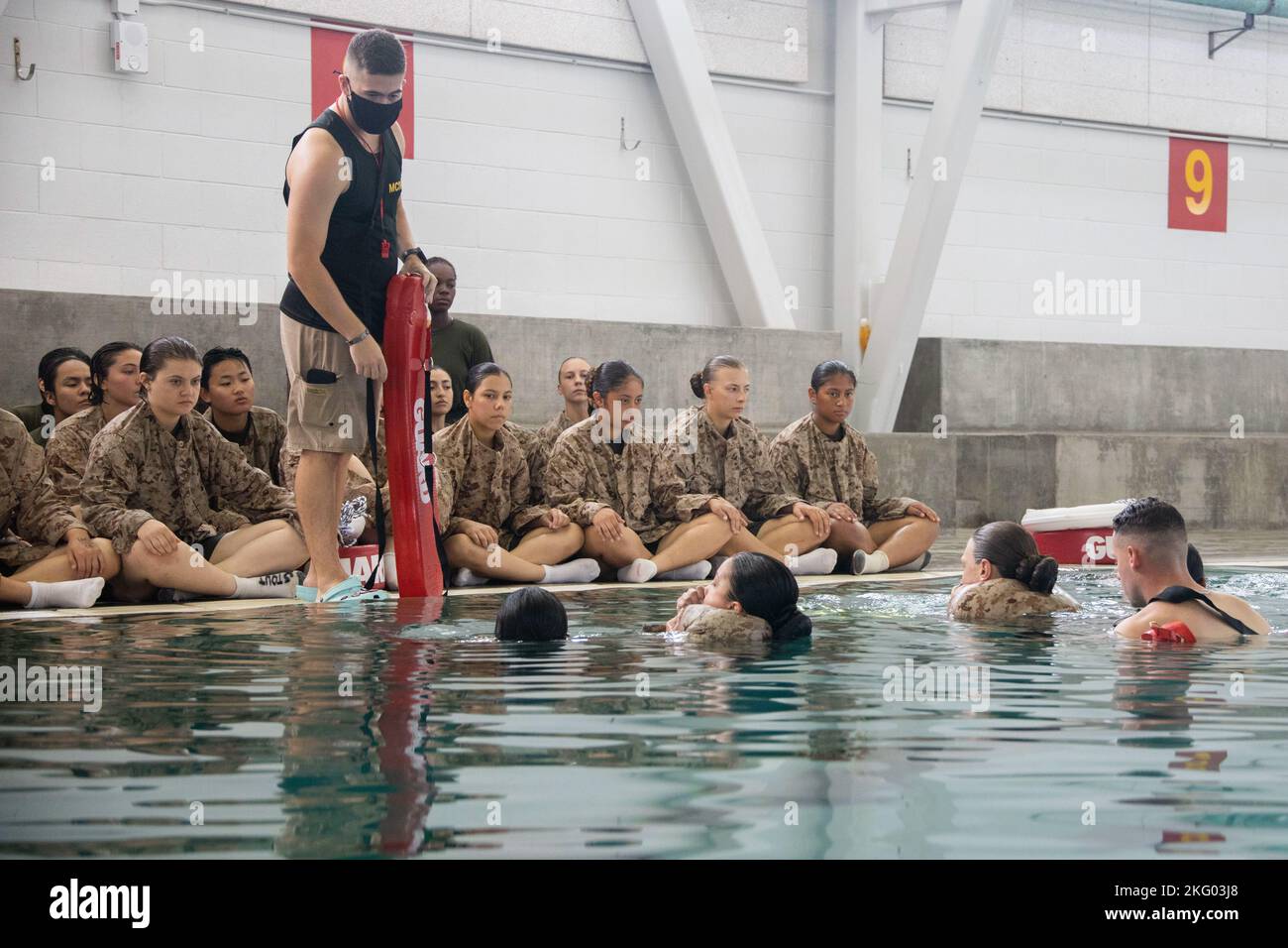 U.S. Marine Corps recruits with Charlie Company, 1st Recruit Training ...