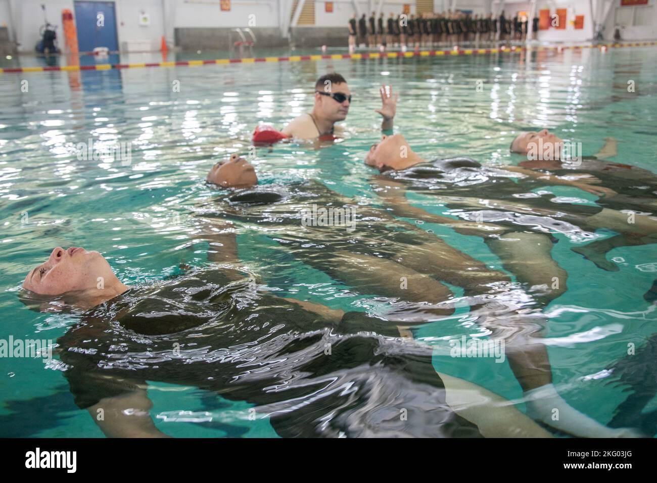 U.S. Marine Corps recruits with Charlie Company, 1st Recruit Training ...