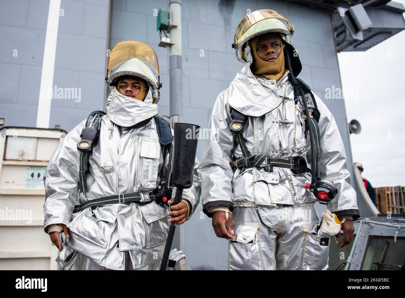 221017-N-YV347-1133 PACIFIC OCEAN (Oct. 17, 2022) U.S. Navy Fireman ...
