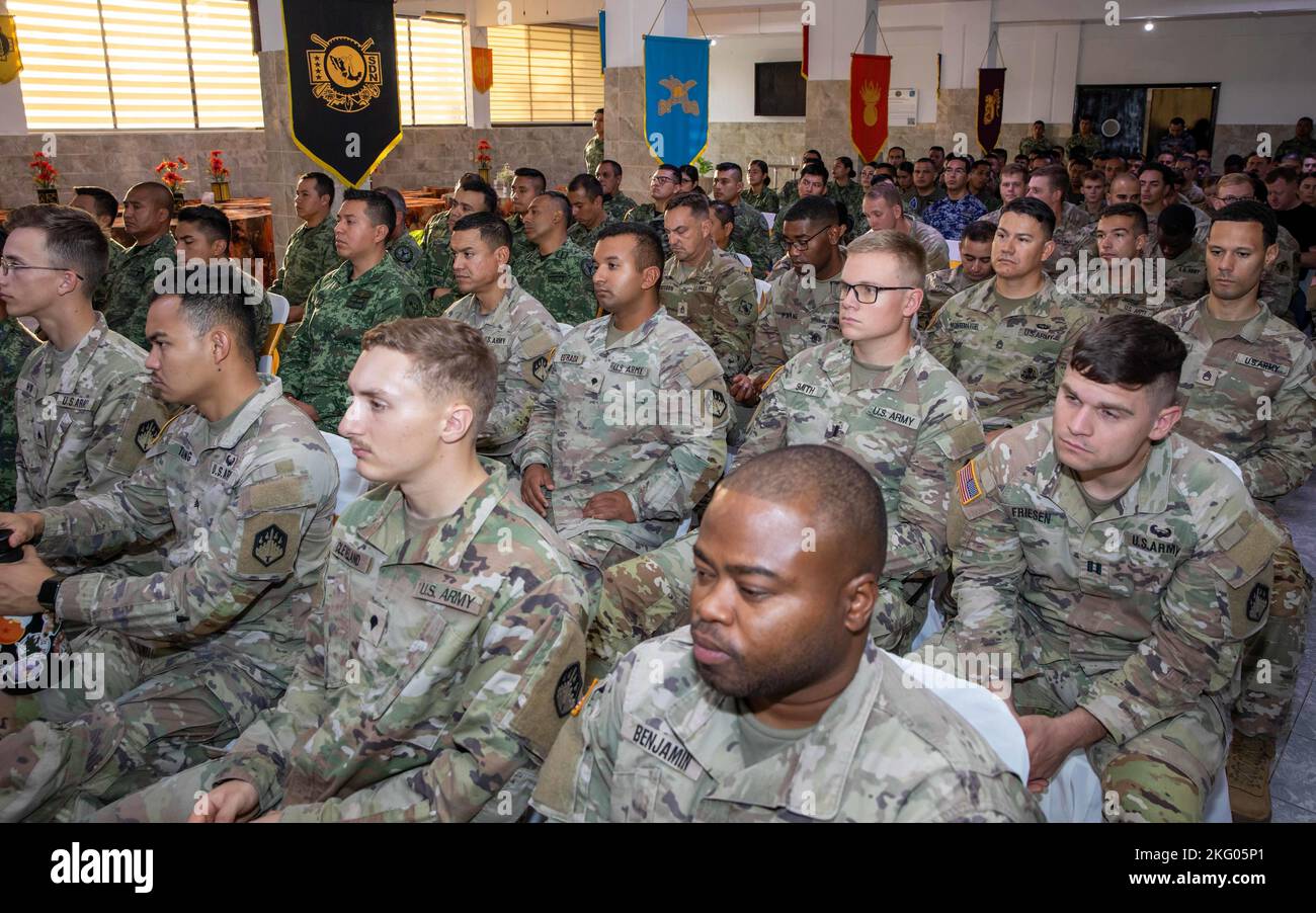 Militaries overview hi-res stock photography and images - Alamy