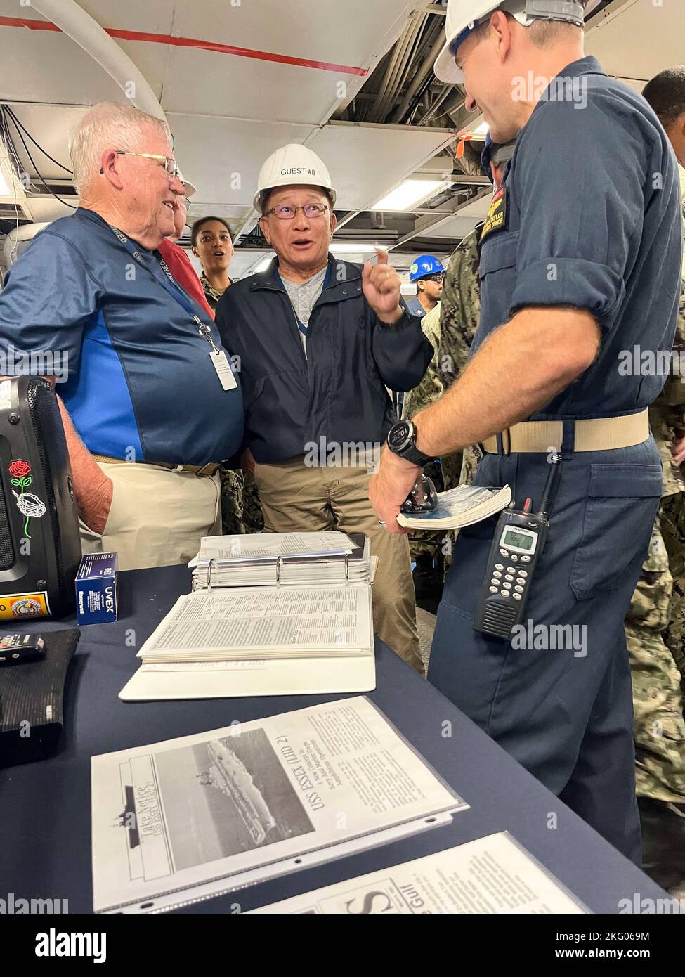 SAN DIEGO (Oct. 17, 2022) Retired Chief Warrant Officer 3 Ernie Daria ...