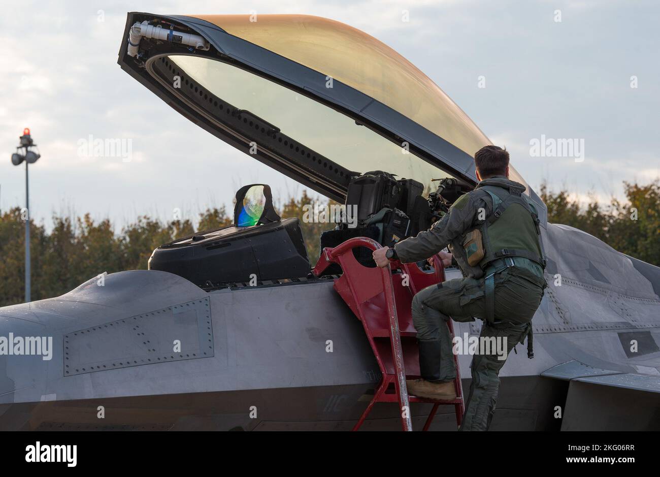A U.S. Air Force F-22 Raptor pilot assigned to the 90th Expeditionary ...
