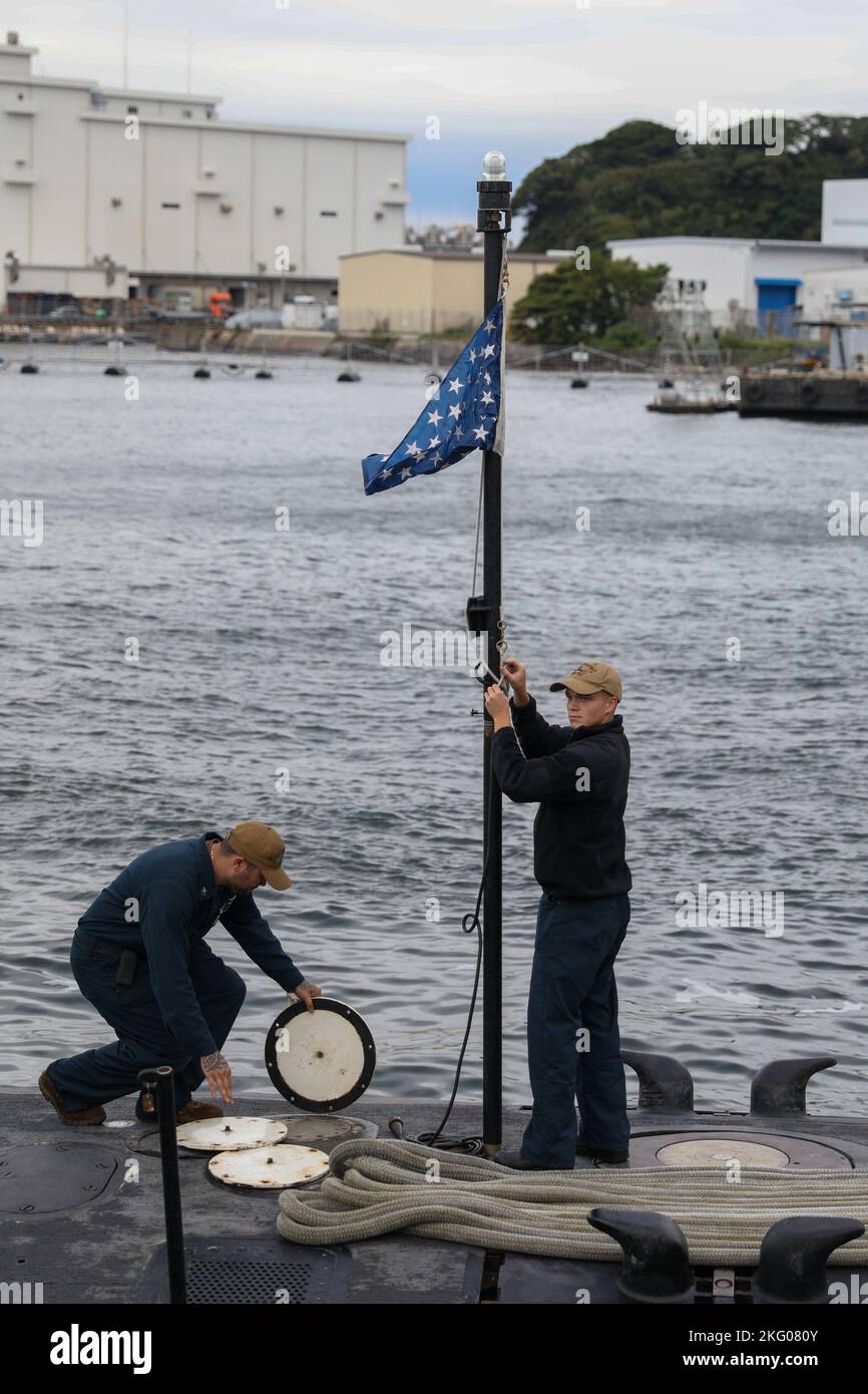 YOKOSUKA, Japan (Oct. 18, 2022) The Los Angeles-class fast-attack ...