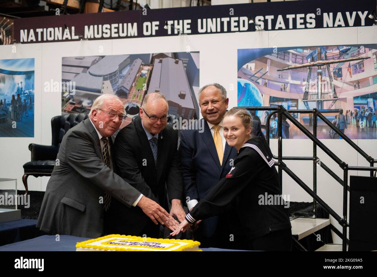 221018-N-FK318-1142 WASHINGTON NAVY YARD (Oct. 18, 2022) Navy Museum ...