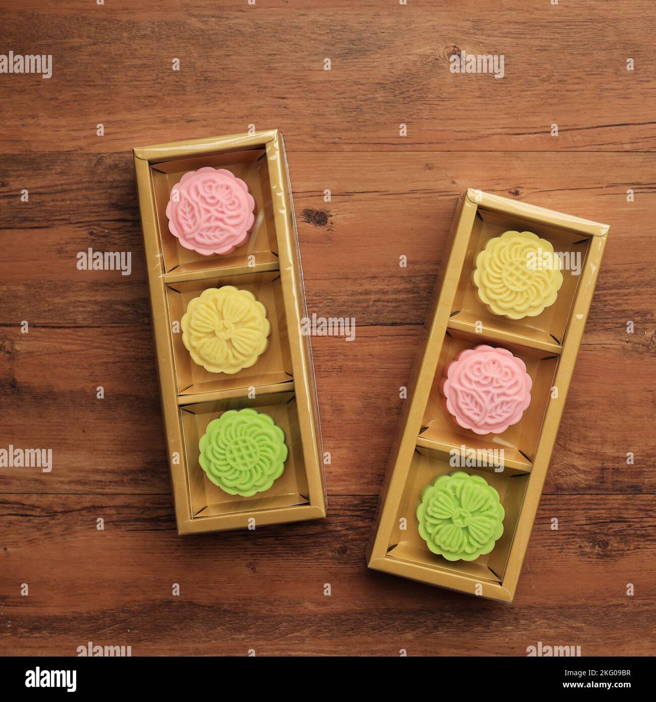 Traditional Chinese Mid Autumn Festival Food, Colorful Rice Cakes Snowskin Mooncakes with ...